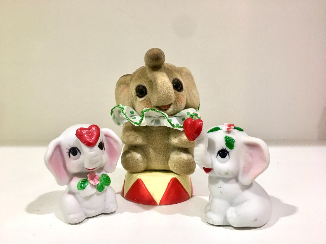 Flocked Josef Originals Japan Circus Elephant With Collar, Kitschy ...
