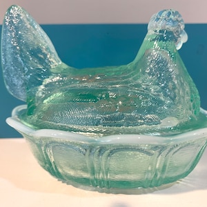 Rare Fenton Green Opalescent Glass Hen on Nest Lidded Dish. Chicken on ...