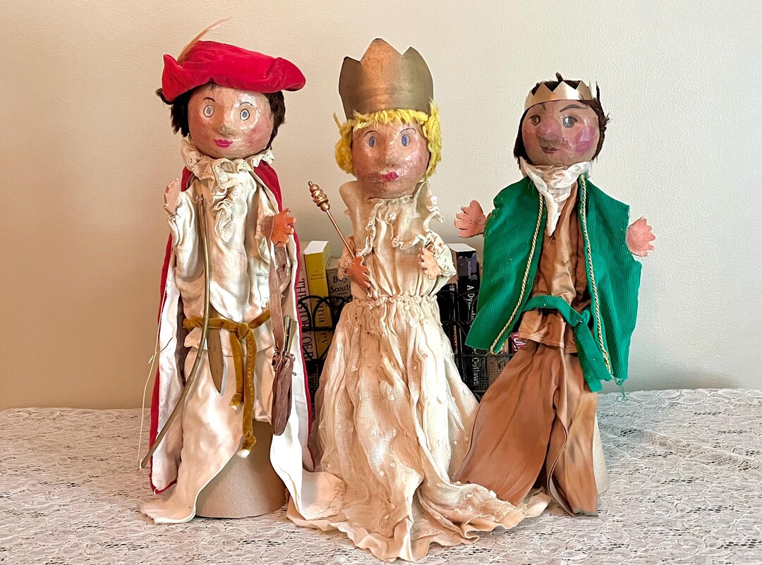 Set of 3 Paper Mache Puppets. King Queen Archer Robin Hood Princess ...