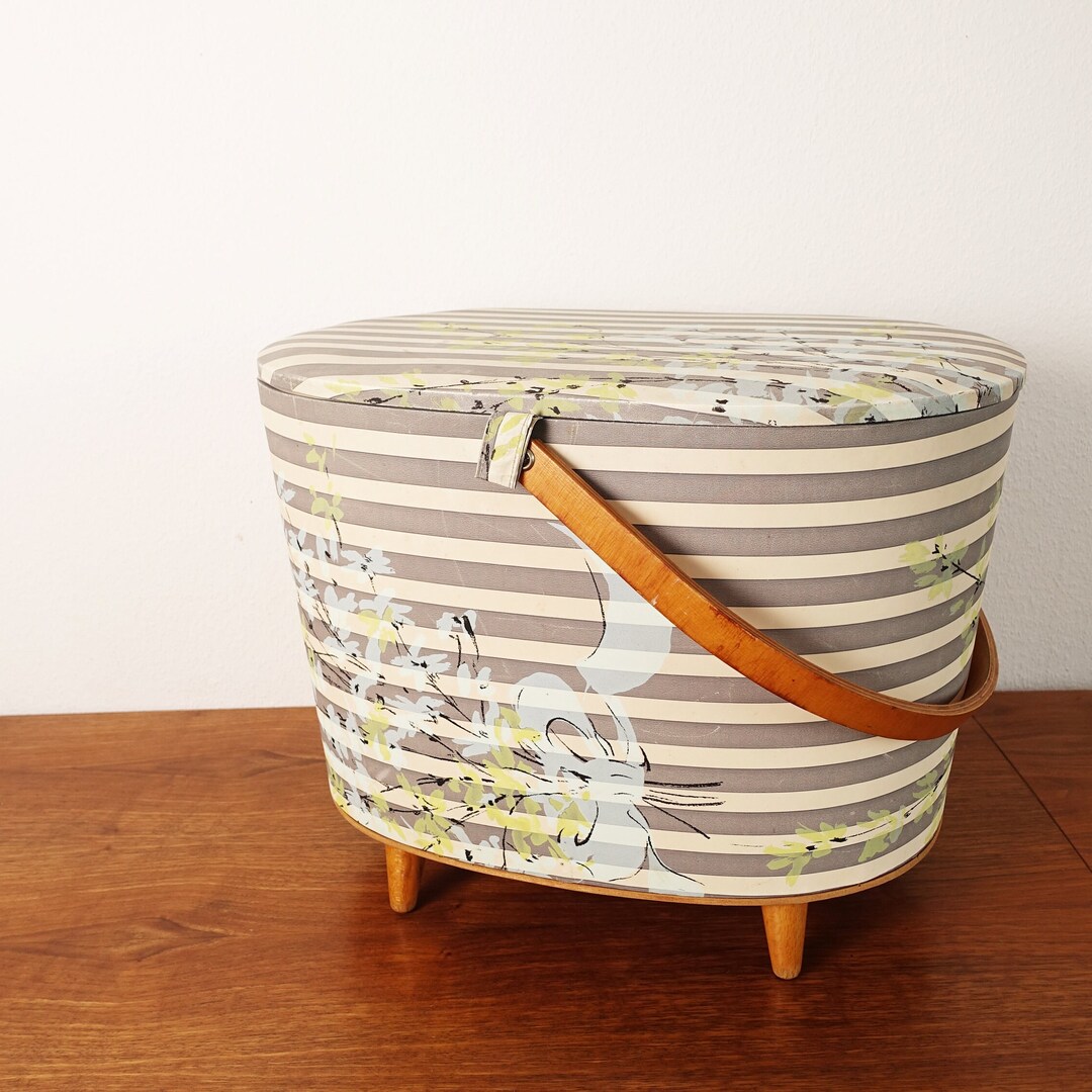 Laundry Chest Laundry Pouf 50s 60s White Gray Vintage Laundry Box ...