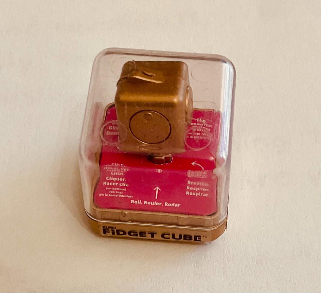 Mini Brands Zuru GOLD Fidget Cube Series 2 Toy 5 Surprise - Limited ...