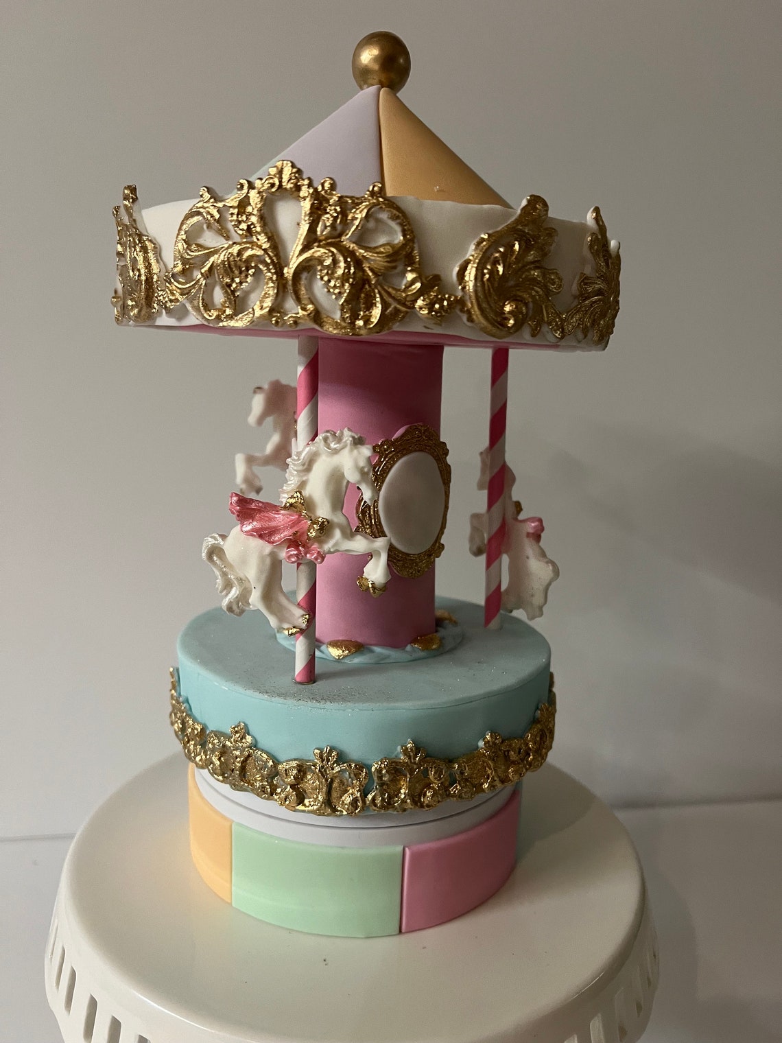Carousel Cake Topper With Spinning Base - Etsy