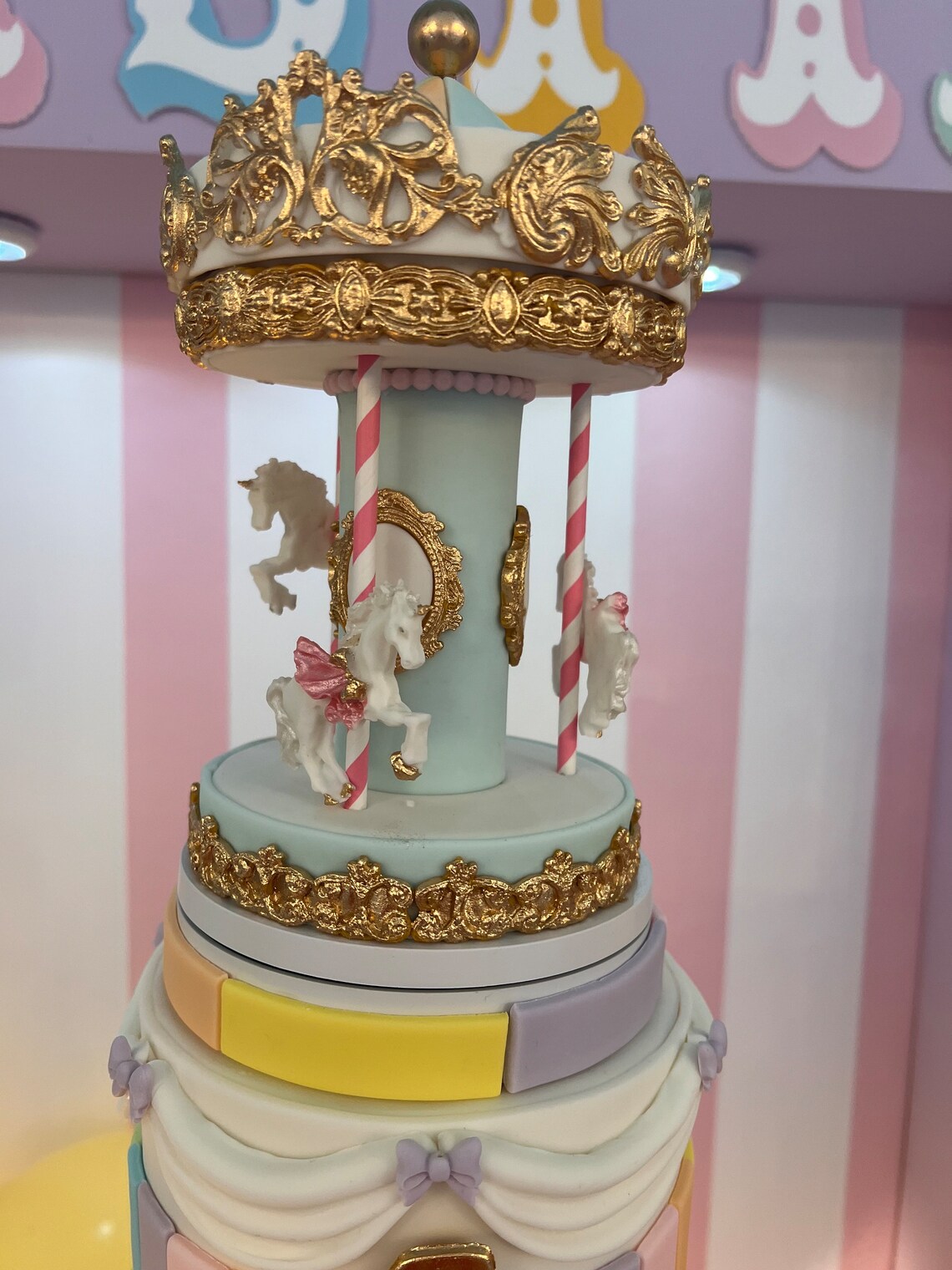 Carousel Cake Topper With Spinning Base - Etsy