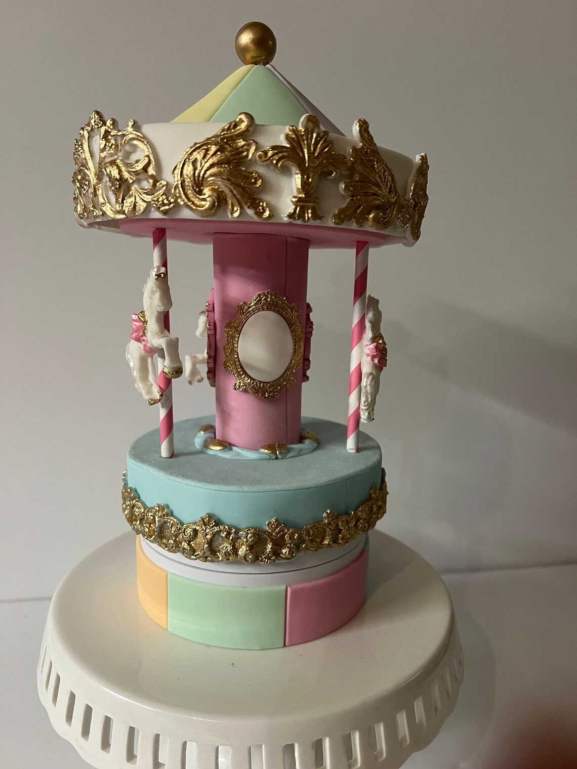 Carousel Cake Topper With Spinning Base - Etsy