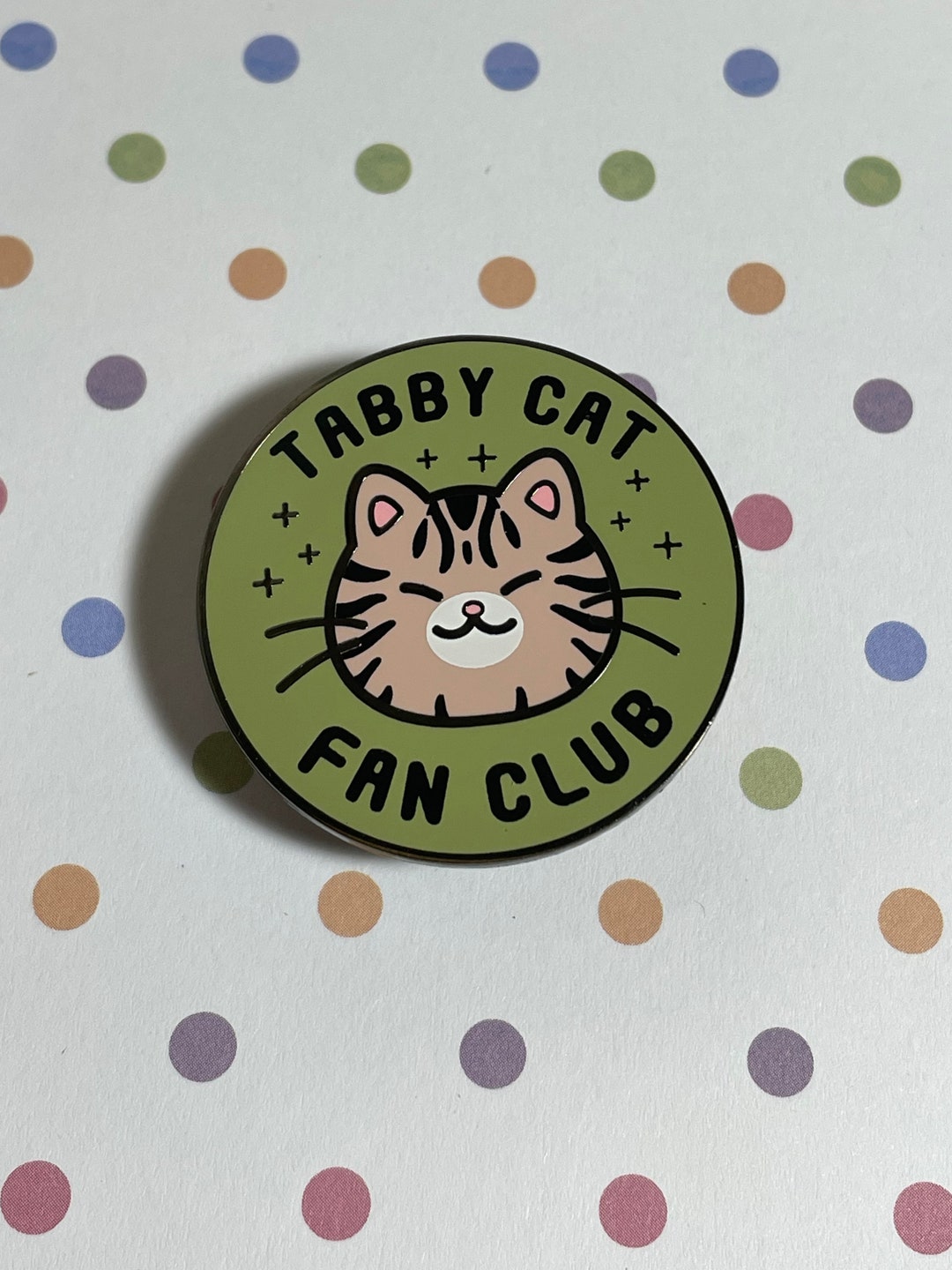 Brown Tabby Fan Club COLOR ERROR Cat Fan Club Hard Enamel Pins Gifts ...