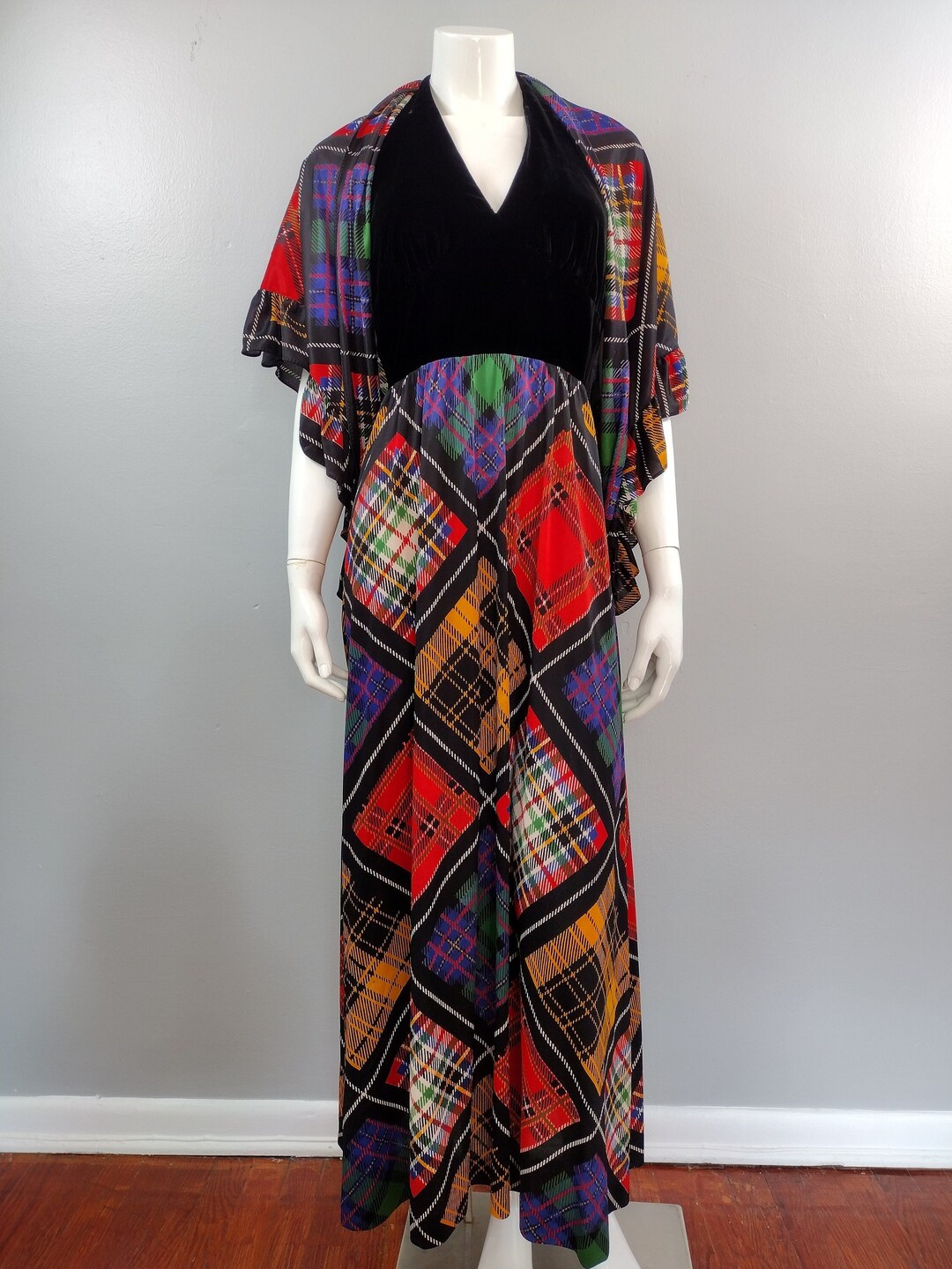 Vintage Halter Dress 1970s Halter Gown With Matching Shawl 70s Black ...