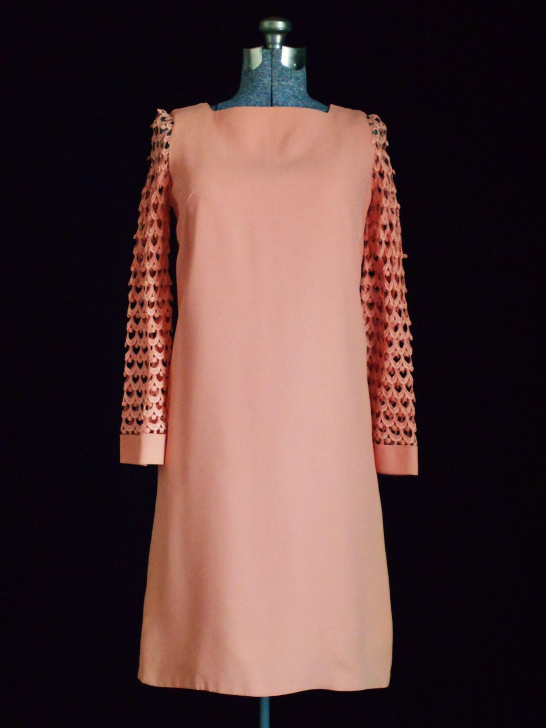 Vintage Dress 1960s Mod Dress Retro Dress With Crocheted Lace Sleeves ...