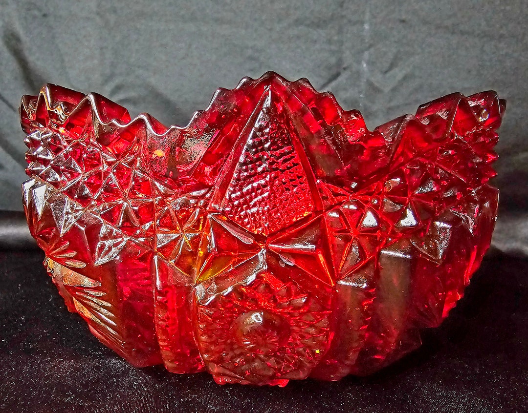 Vintage L.E. Smith Red Amber Cut Glass Pinwheel Star Bowl Sawtooth Rim ...