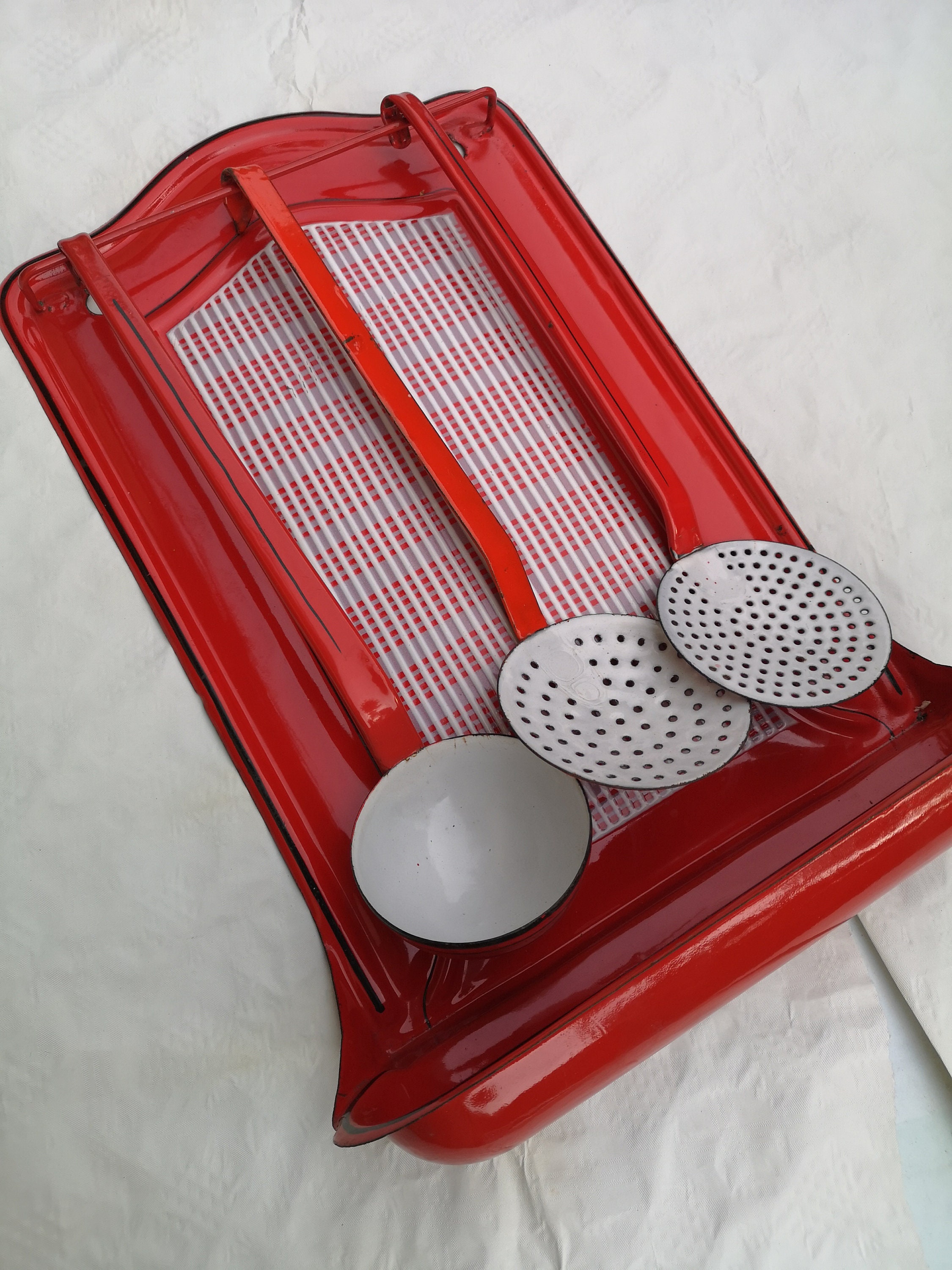 Red and White Enamel Kitchen Utensil Holder Set Red Ladle Rack ...