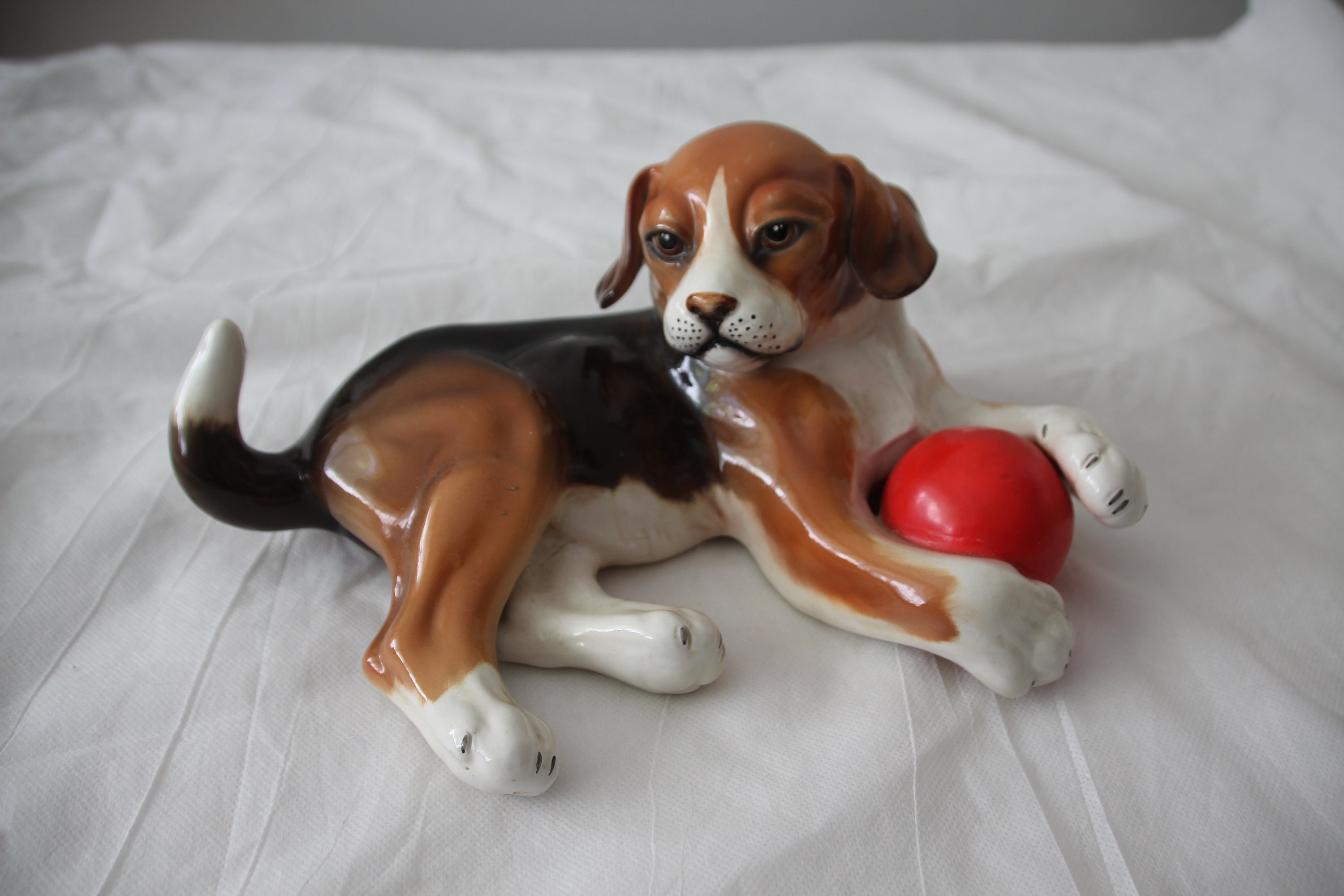 Beagle Puppy With Red Ball Cute Puppy Ceramic Dog Figurine Dog - Etsy