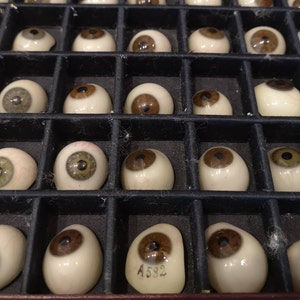Medical Antiques Antique Glass Eyes Real Glass Eyes Antique Eyes ...