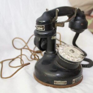 Black Retro Telephone Black Dial Phone 40s Vintage Cell Phone Rotary ...