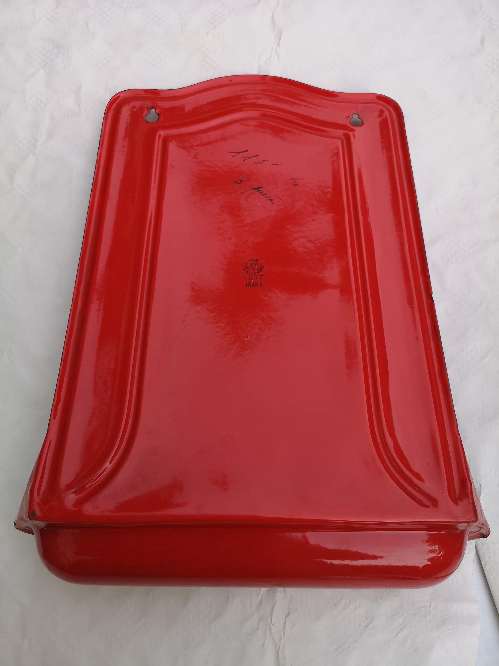 Red and White Enamel Kitchen Utensil Holder Set Red Ladle Rack ...