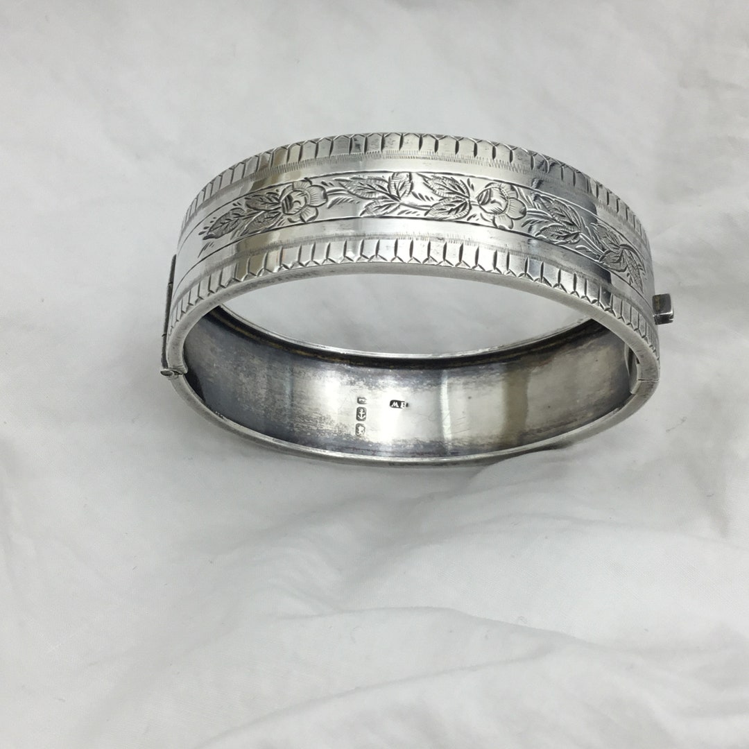 Antique Victorian 1883 England Silver 19mm Wide Bangle Ornate Leaf ...