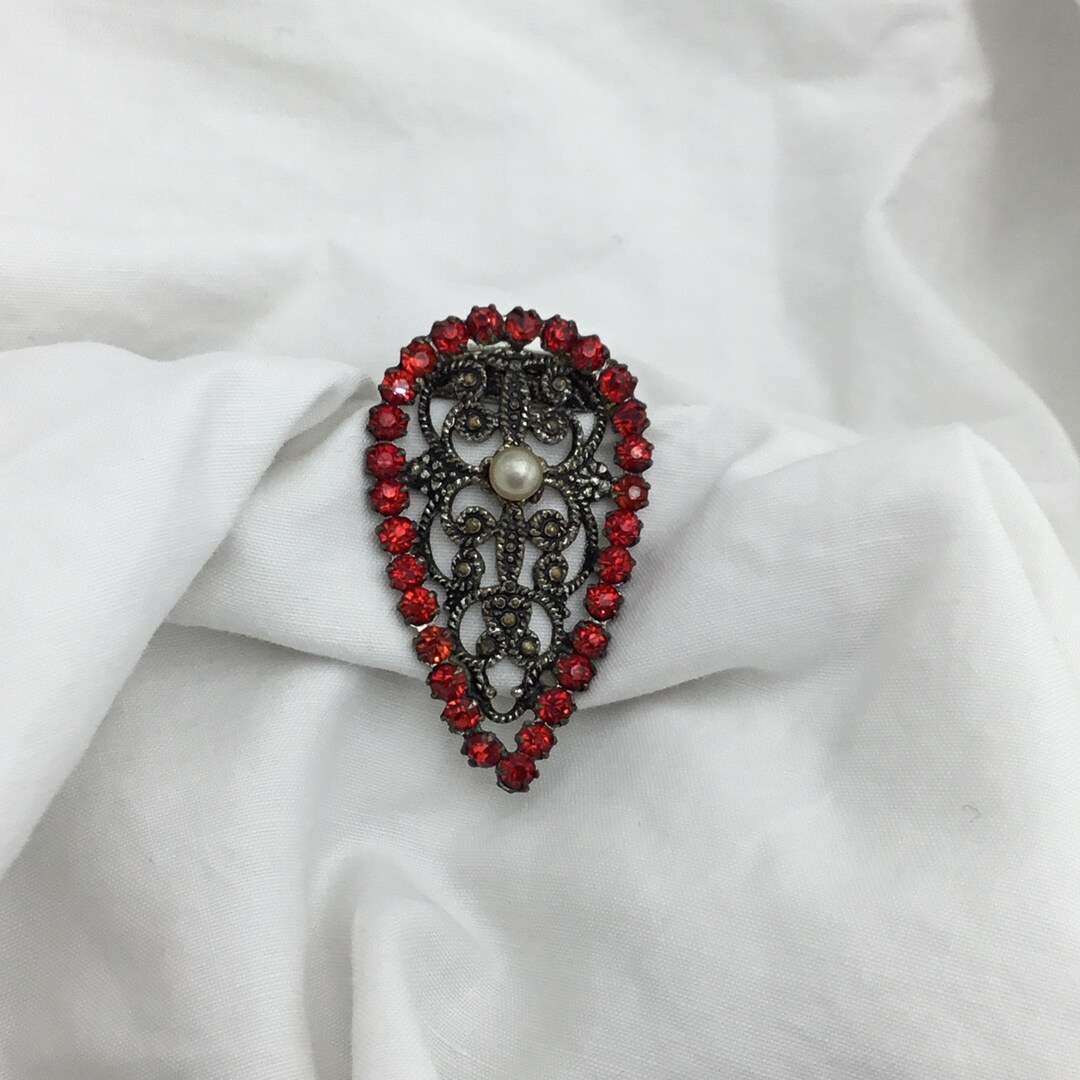Antique 1910s to 1920s Red Glass Garnet Paste Stones & Costume Pearl ...
