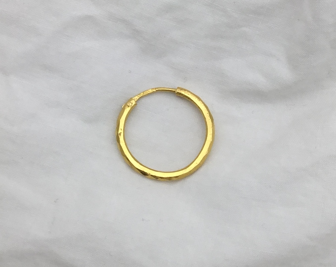 Vintage 22ct Yellow Gold Hoop SINGLE Earring. Size 2cm X 2cm and 2mm ...