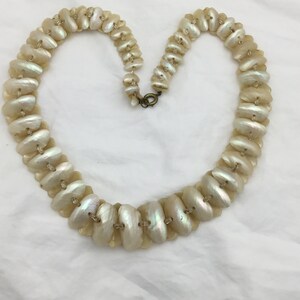 Vintage 1940s to 1950s White to Cream Oval Natural Shell Collar Bead ...