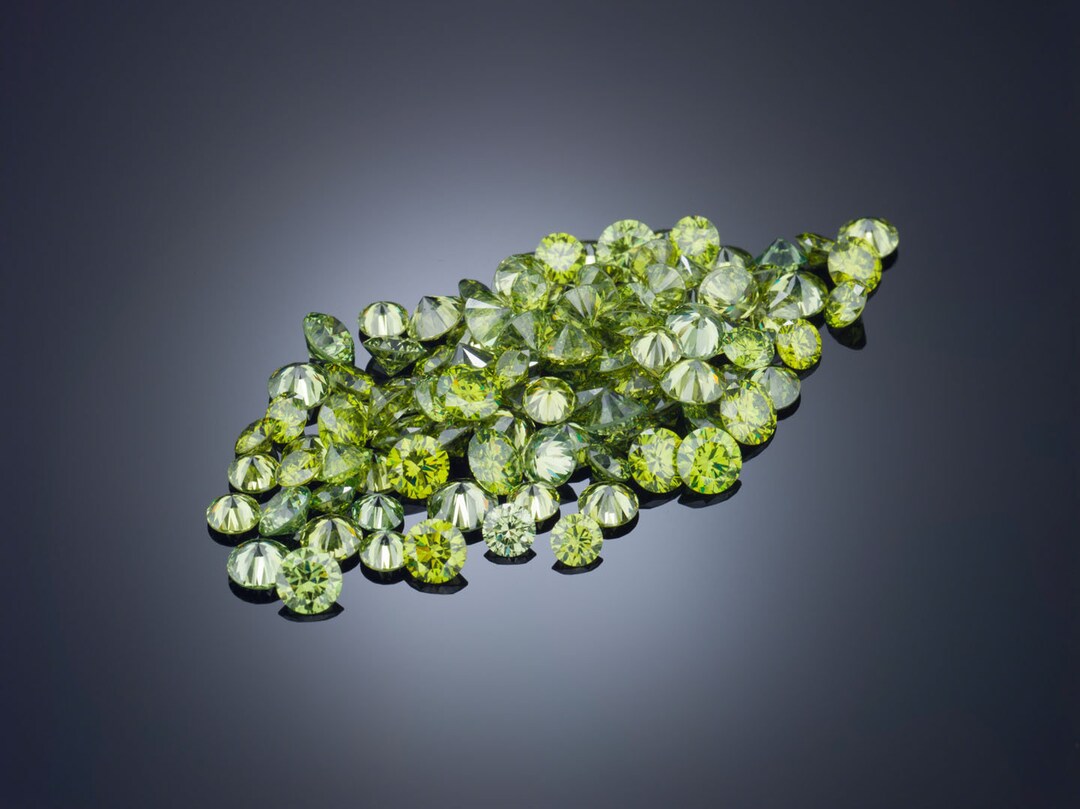 Natural Round Ice Green Color Enhanced Diamonds Available in 5.1MM-5 ...