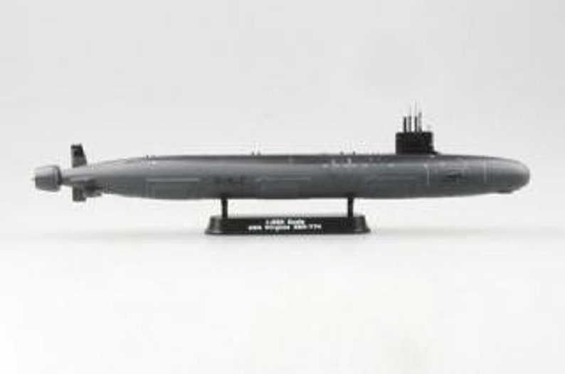 Virginia class submarine model - saadbuilder