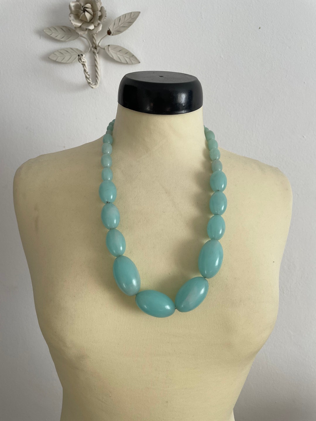 1960s Beaded Necklace | Vintage 60s Graduated Beads - Etsy