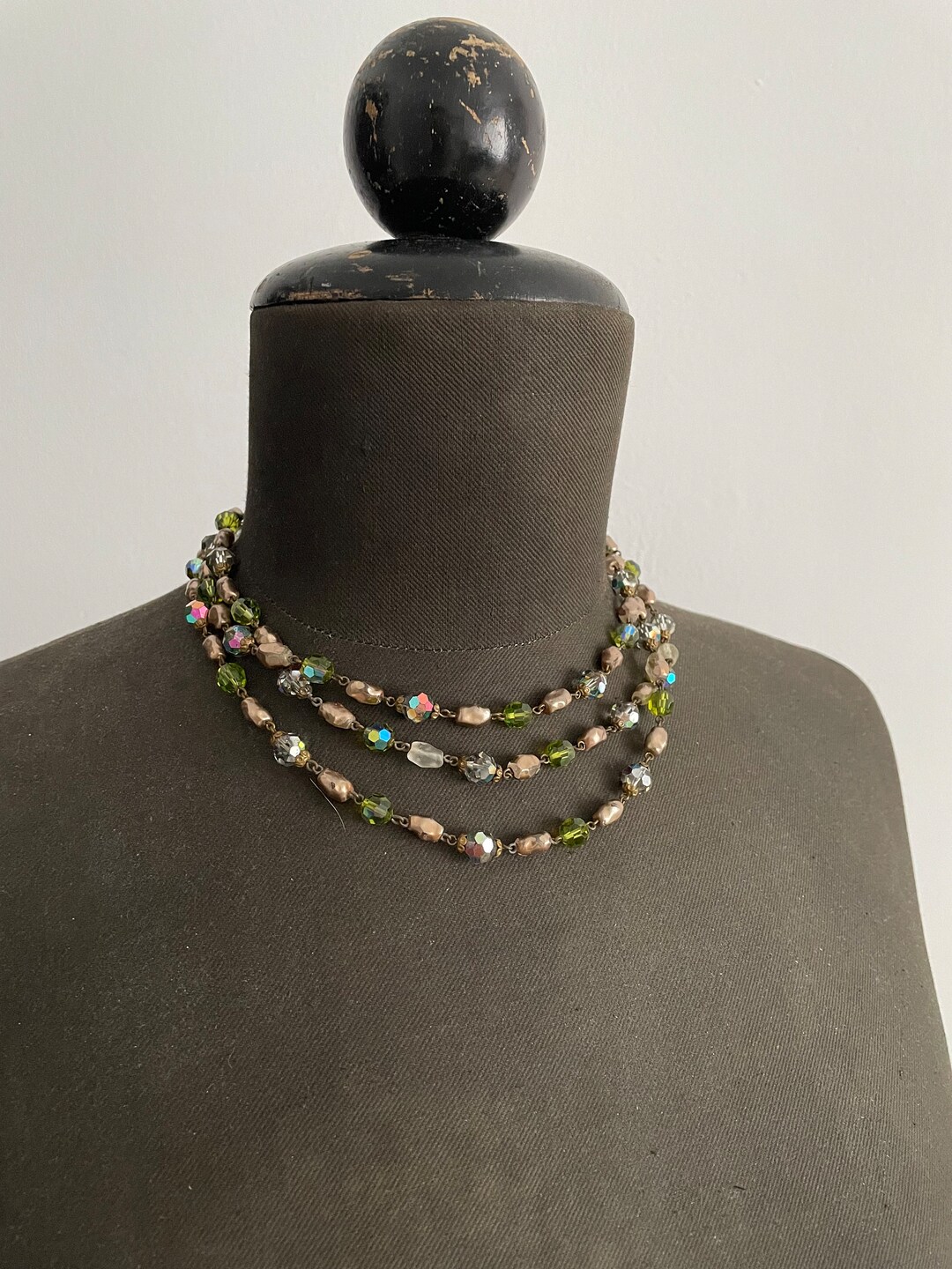 1960s Iridescent Beaded Necklace | Vintage 60s Necklace - Etsy