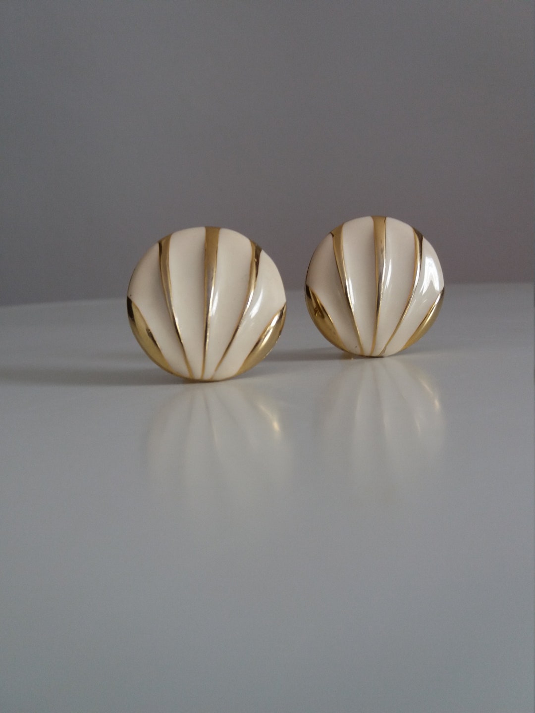 Vintage 1980s Sunbeam Clip-on | Cream Enamel Clip-on | Sunbeam Clip-on ...