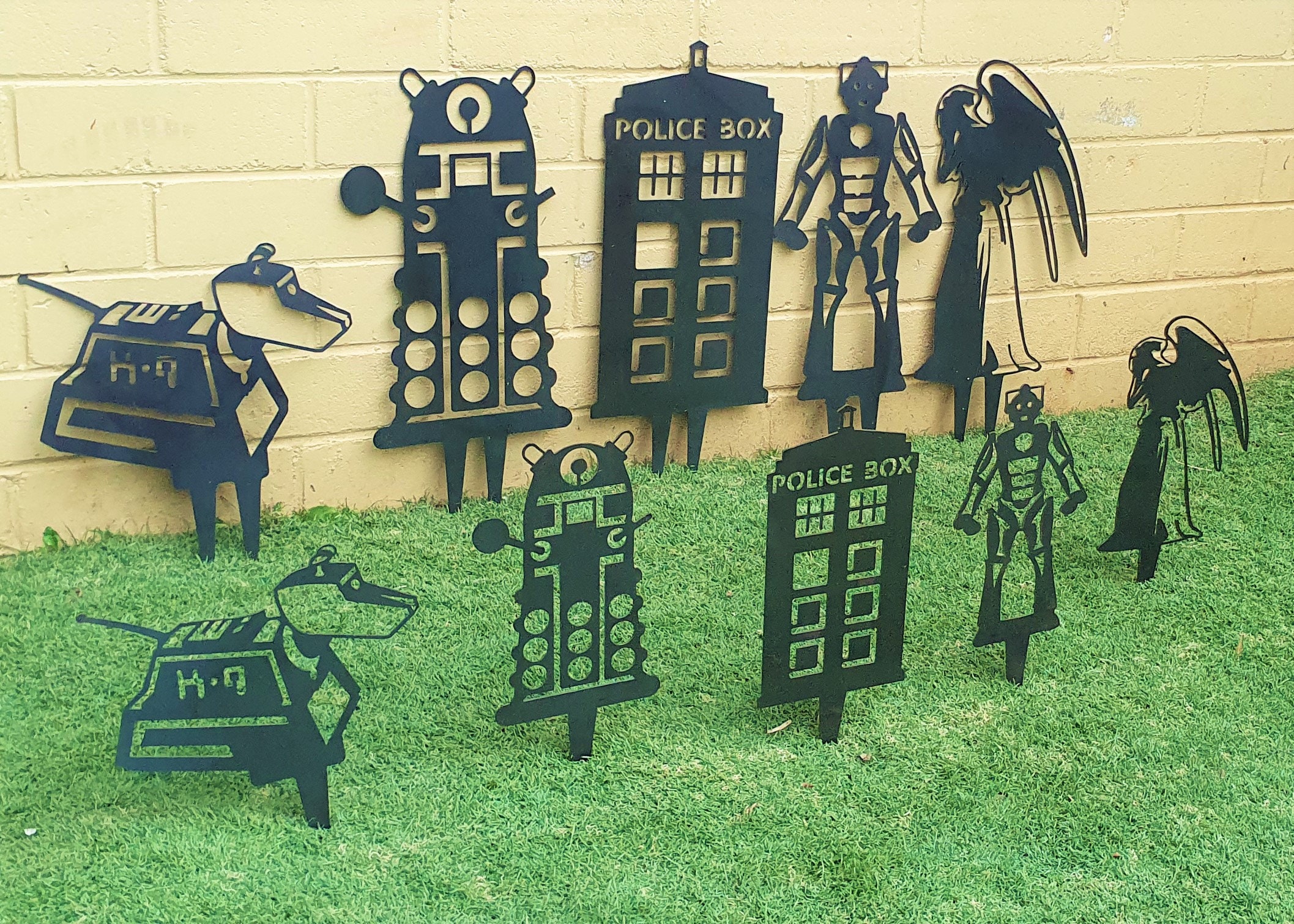Large and Small Rustic Steel Doctor Who Inspired Garden Stake Tardis ...