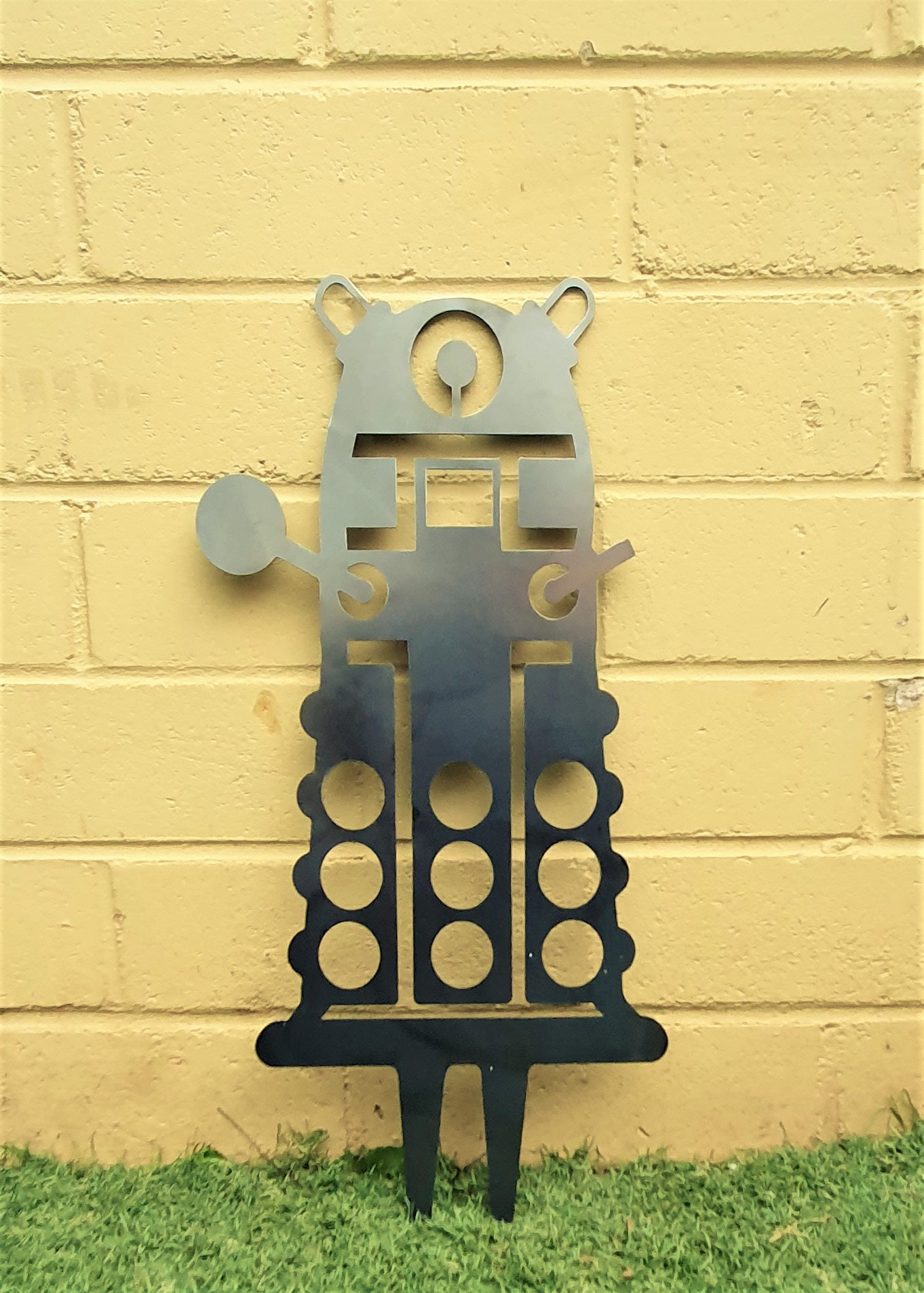 Large and Small Rustic Steel Doctor Who Inspired Garden Stake Tardis ...