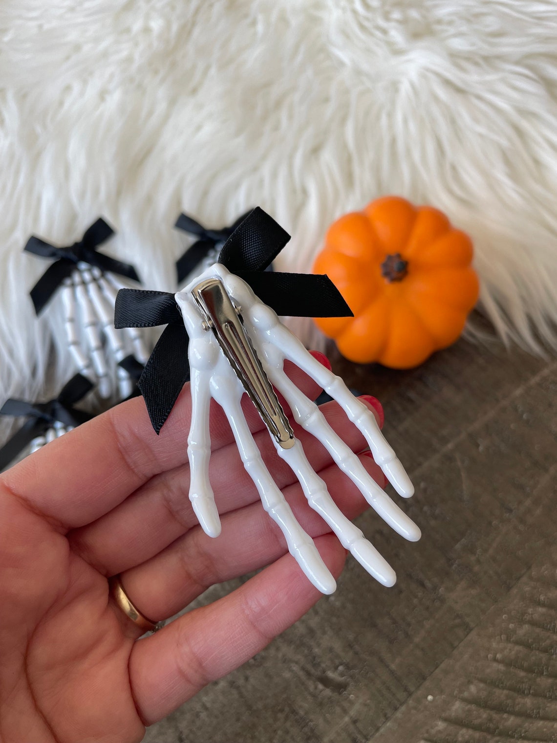 Skeleton Hand Hair Clip, Halloween Hair Clips, Creepy Skeleton Hand ...