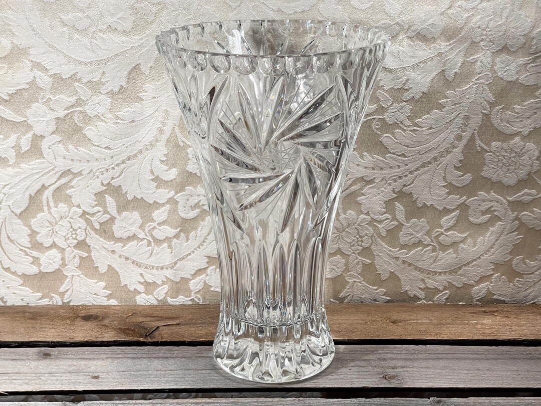 1930s American Brilliant Hand Cut Crystal Vase With Pinwheel & Star ...