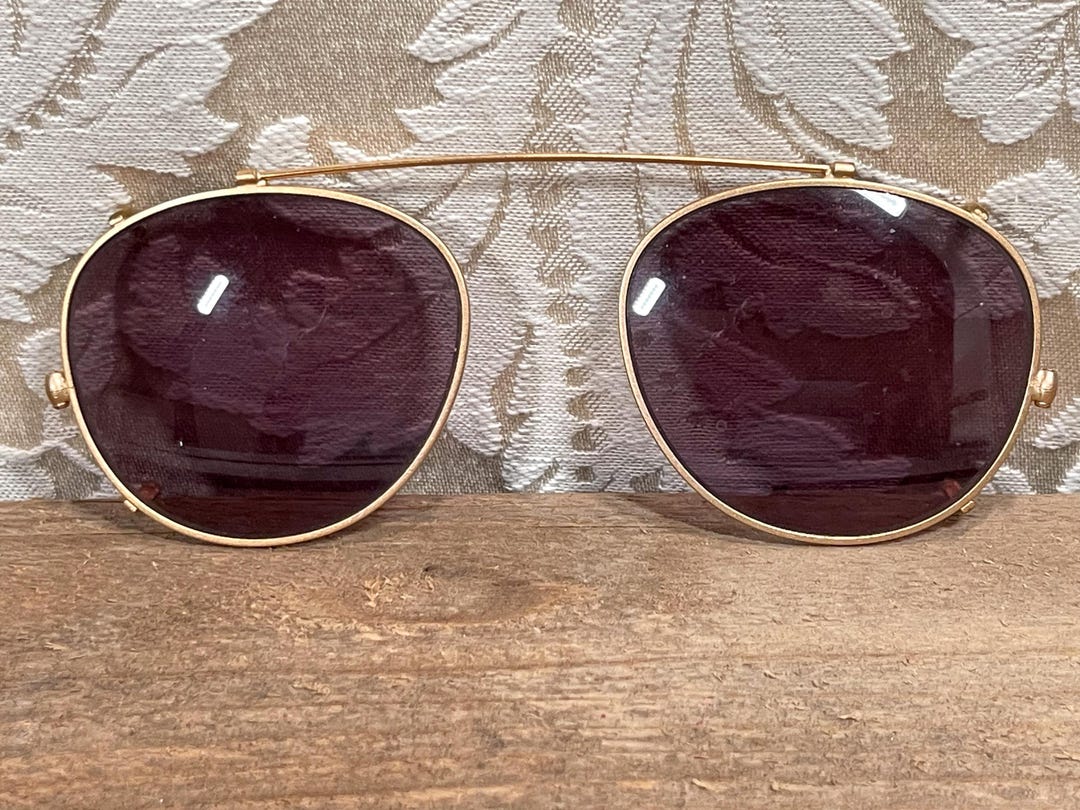 Vintage Clip-on Brushed Gold Wire Rim Sunglasses Classic Retro Style ...