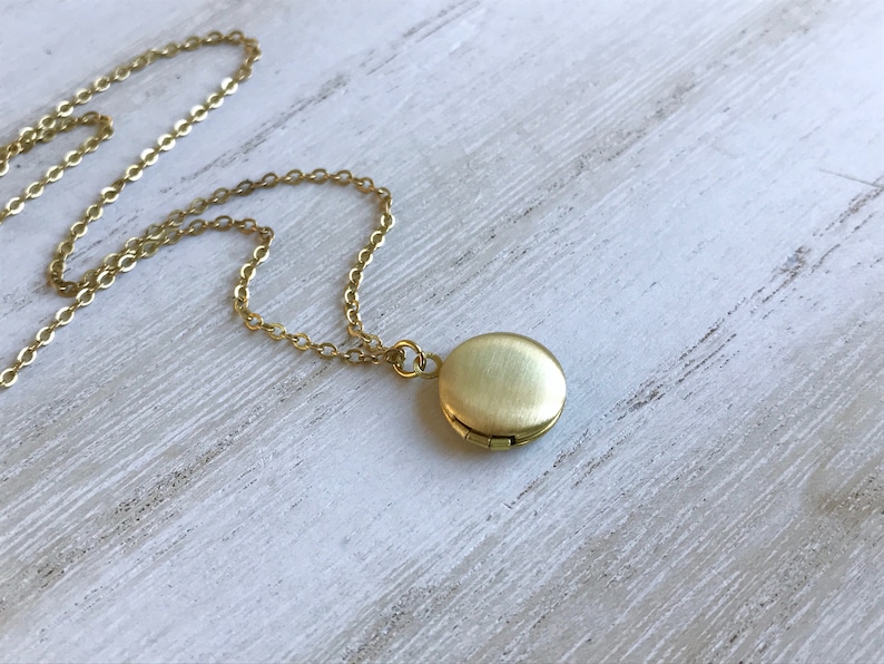 Tiny Locket With Photos Small Gold Locket Small Locket - Etsy Canada