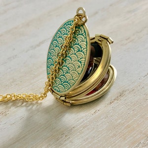 Multi Photo Locket, Hand Painted Locket, Family Tree Locket, 4 Photo ...