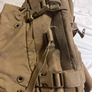 Genuine USMC Filbe Assault Pack US GI 3 Day System Coyote Bugout With ...