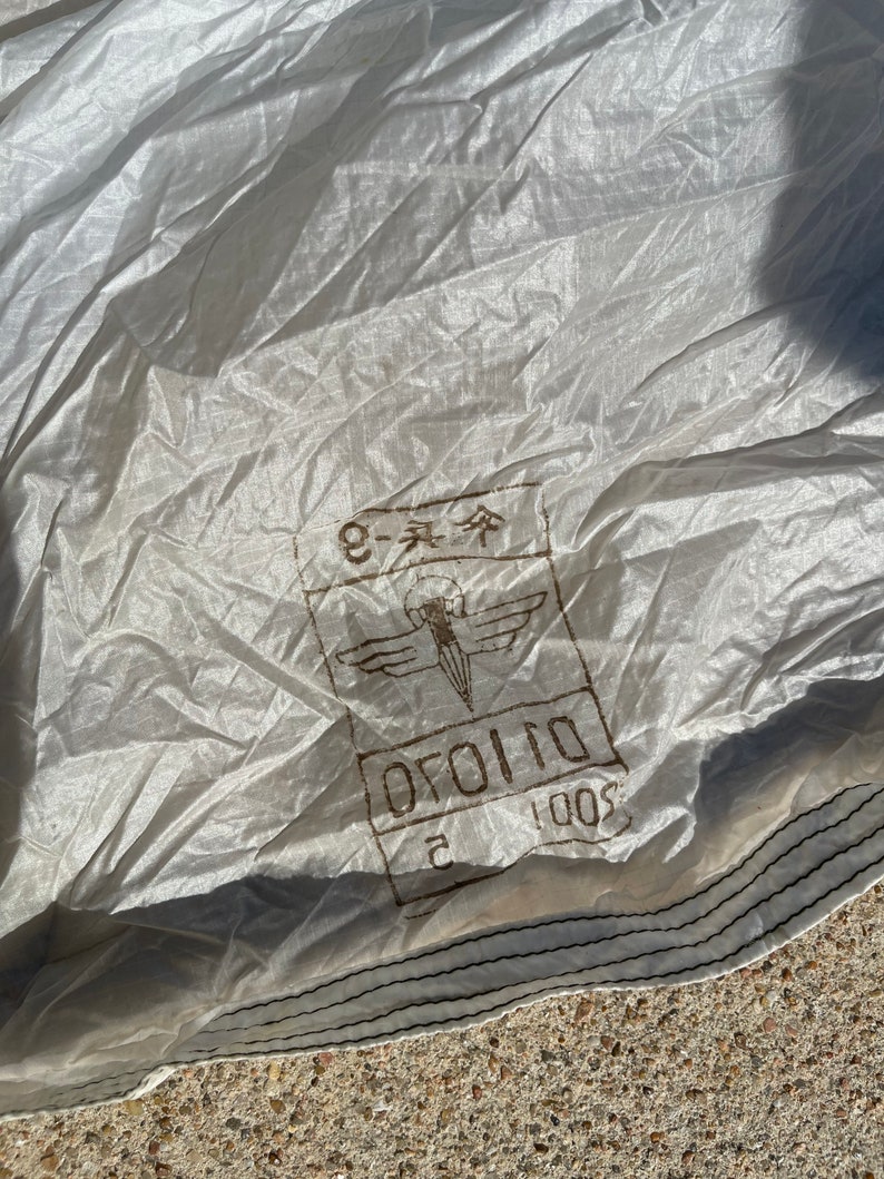 Genuine Vintage Military 30 Foot White Round Parachute With - Etsy