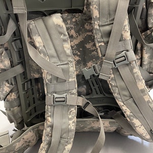 US Military Genuine Issue ACU Digital Mollee II Large Ruck Sack With ...