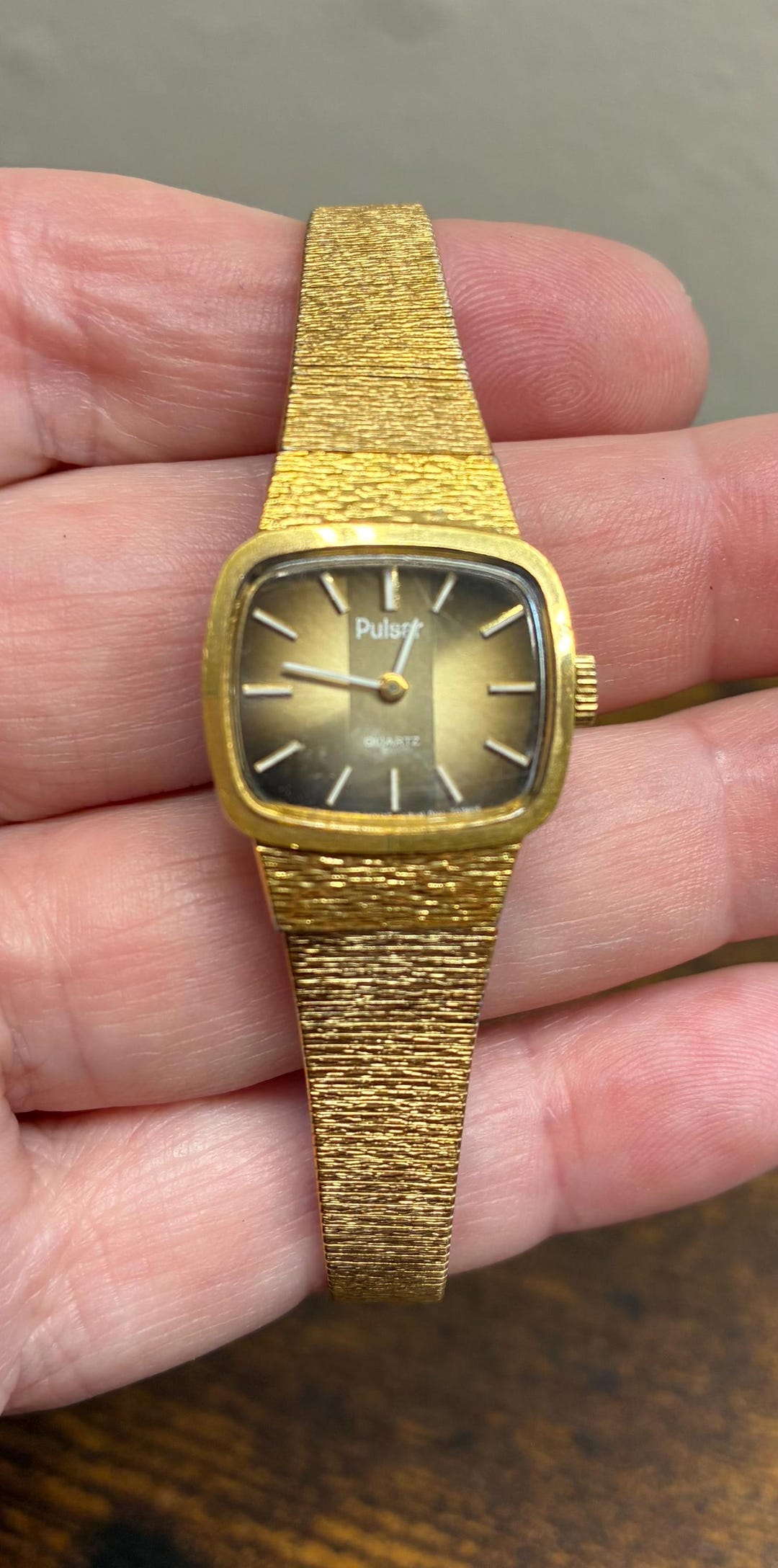 Vintage Ladies Gold Pulsar Watch, Quartz - Etsy