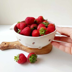 Berry Colander, Ceramic Colander, Handmade Pottery Strainer, Berry Bowl ...