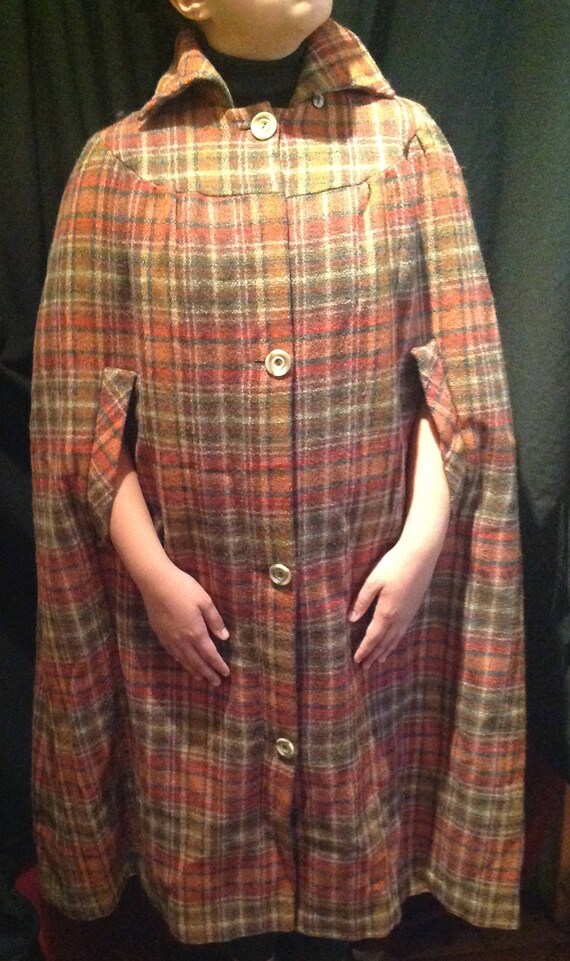 1960's Cape / 100% Pure Wool / Label - Len Lockhar of… - Gem
