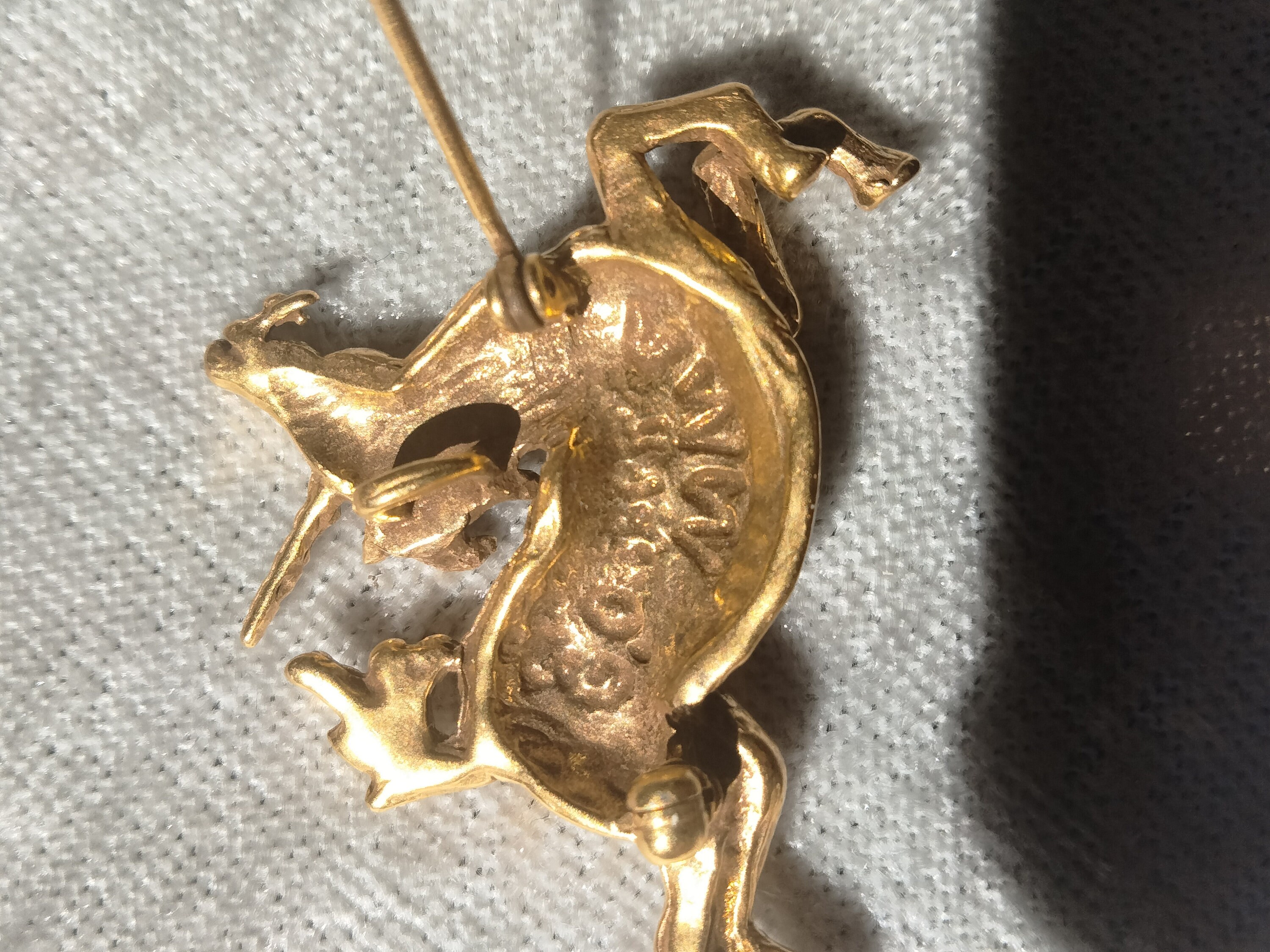 Vintage Signed MMA Metropolitan Museum of Art Gold Tone Unicorn Brooch ...