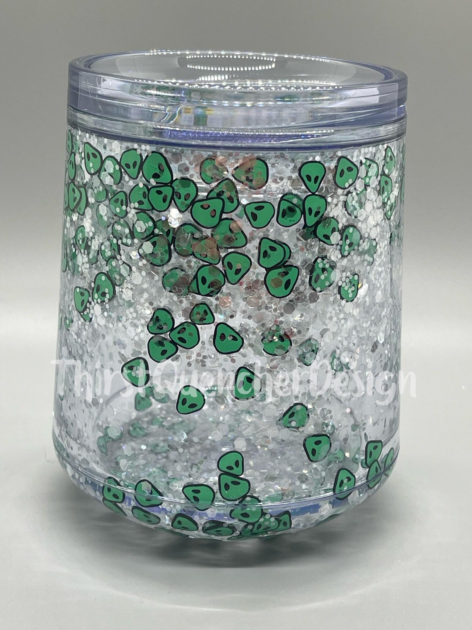 Alien Snow Globe Wine Glass, Snow Globe Tumbler, Wine Glass, Glitter ...