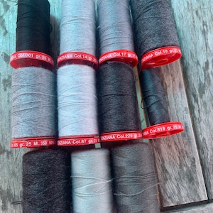 Genziana Wool Thread 25 Color Bobbin Set for Wool Applique - Etsy