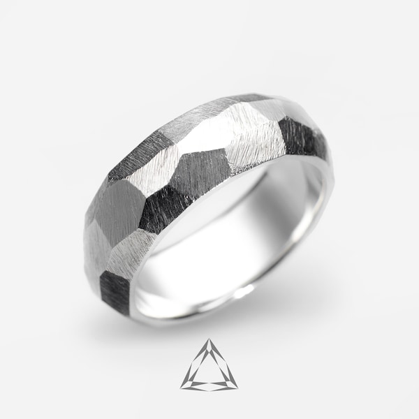 Faceted Band Ring - Etsy