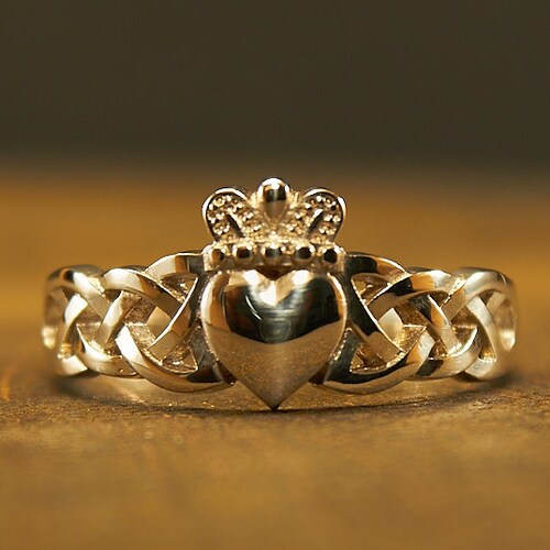 Gold Claddagh Ring/ Peridot Promise Ring/ Irish Claddagh/ | Etsy