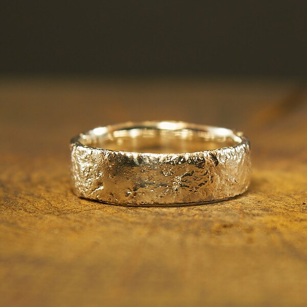 Rustic Wedding Ring - Etsy
