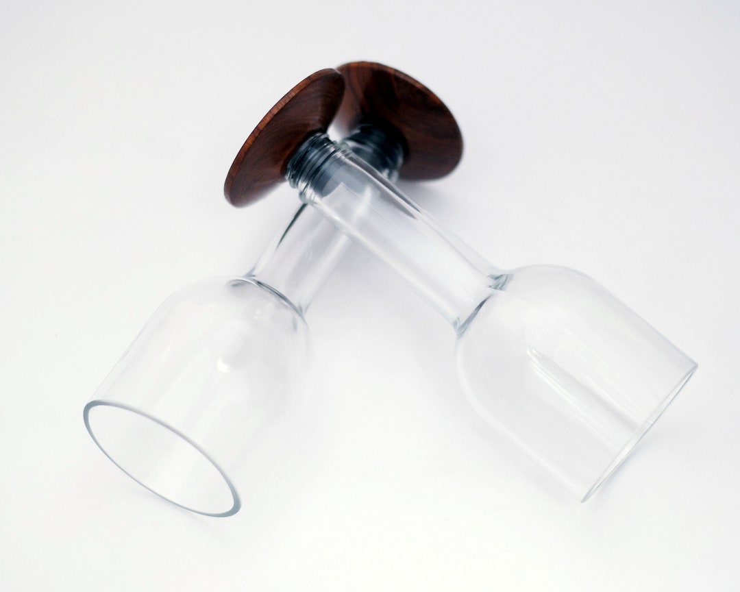 CLEAR WINE GLASSWARE Handgefertigt aus der Flasche mit Holzstiel - Etsy.de