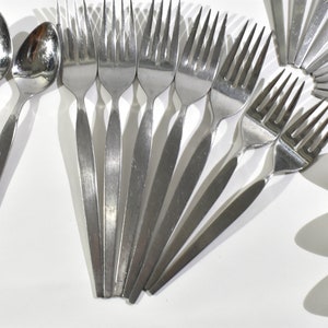 Vintage 40 Pcs Set of Discontinued Oneida Community Stainless Satinique ...