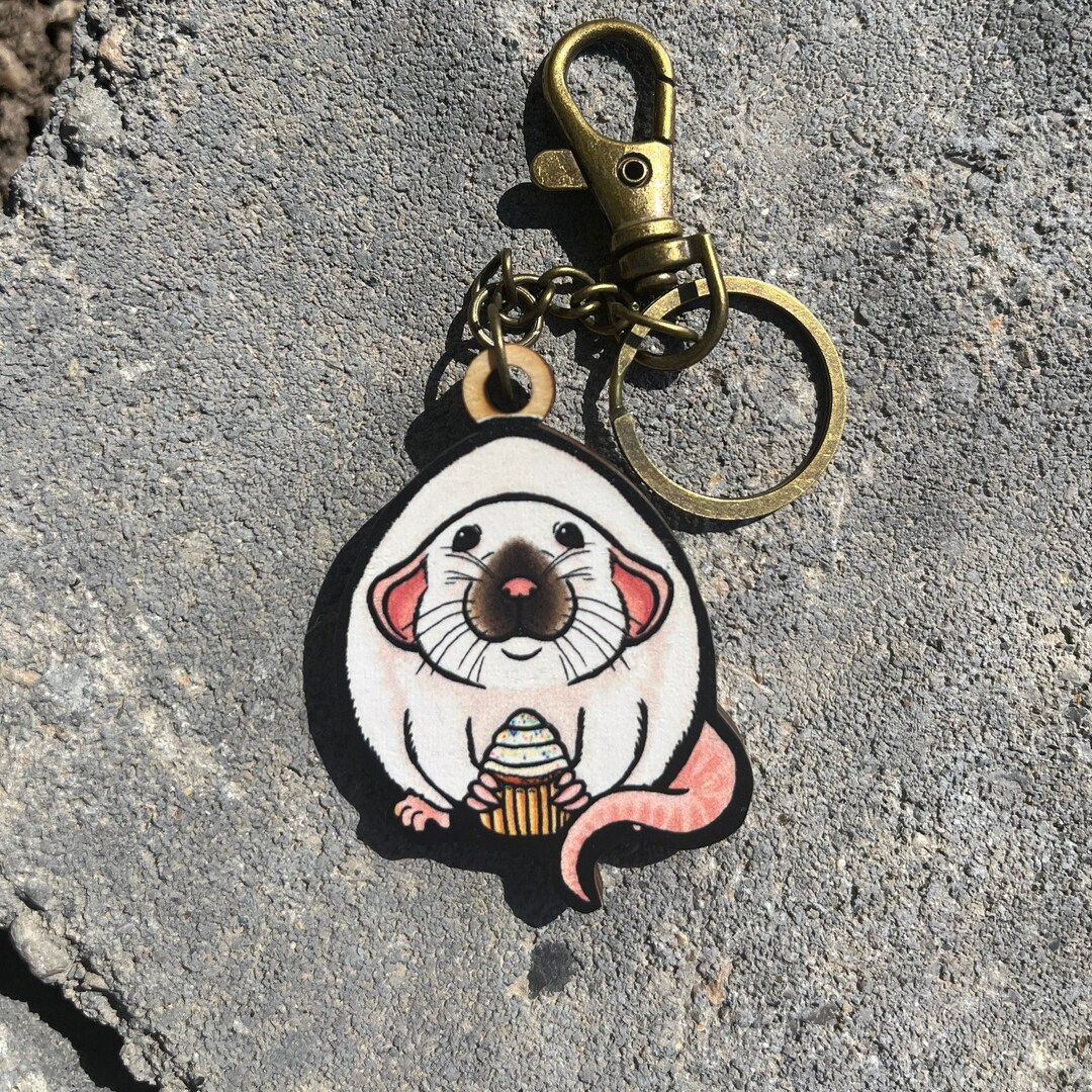 Wood Himalayan Dumbo Rat Keychain: Gift for Mice Lovers, Vet Techs ...