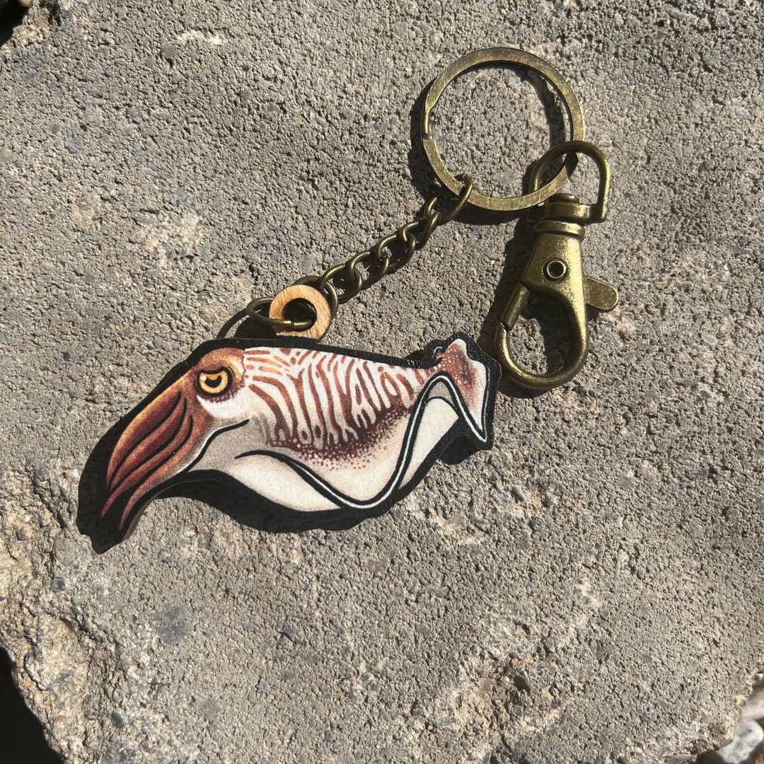 Wood Cuttlefish Keychain: Gift for Ocean Animal Lovers, Scuba Divers ...