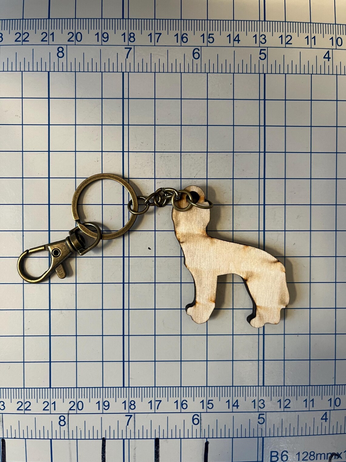 Wood Dingo Keychain: Gift for Animal Lovers, Vet Techs, Veterinarians ...